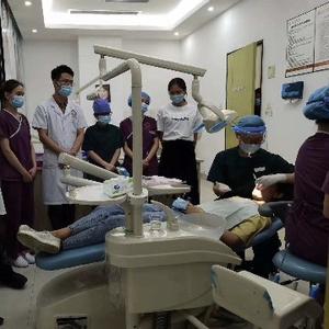 医护招生褚老师 