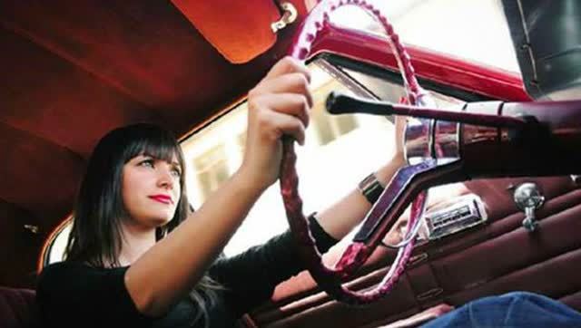 买车选手动还是自动挡?网友:知道为何老司机都爱手动挡了!