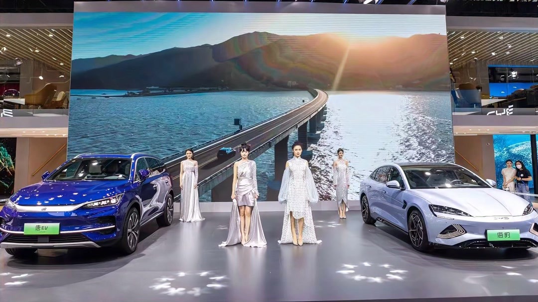 比亚迪2022款唐EV、海豹闪耀登场 成长春车展焦点