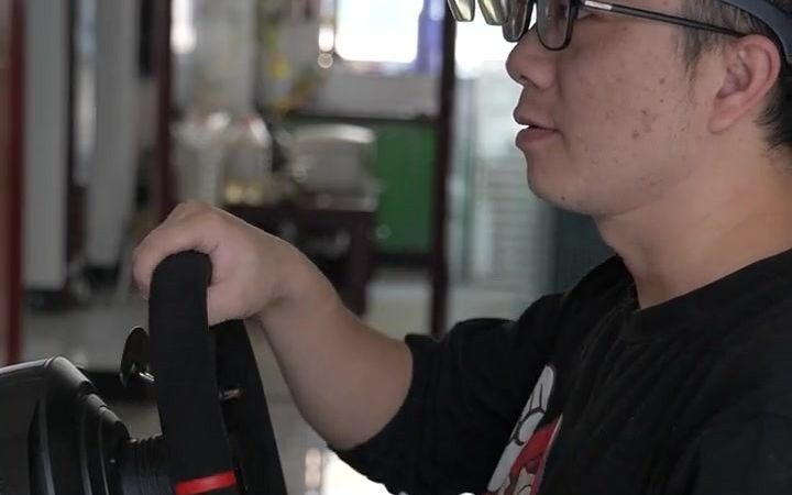 现在玩游戏居然可以用vr眼镜,效果真赞?#黑科技#数码#a