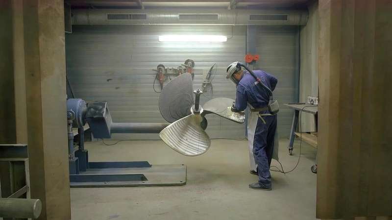 3D打印与磨削混合加工技术制造船用螺旋桨,由镍铝青铜合金制成