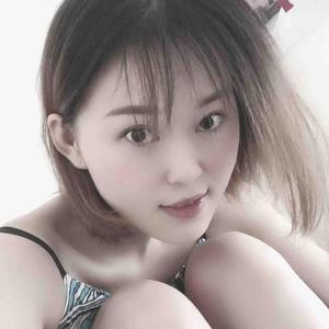 金鱼妈妈的小美人 