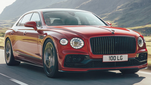 宾利飞驰V8国内正式上市 售价251.8万元