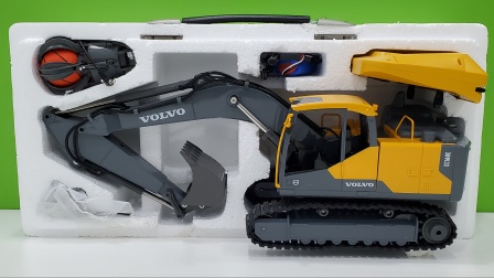 Volvo遥控挖掘机模型Ec160e三合一开箱测玩