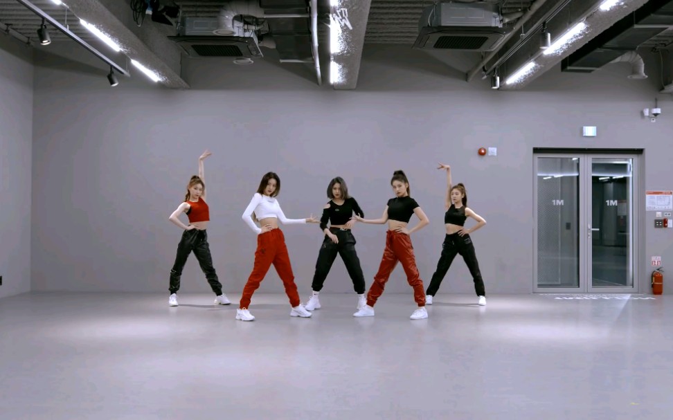 【ITZY】劲舞团“WANNABE”镜面练习室版