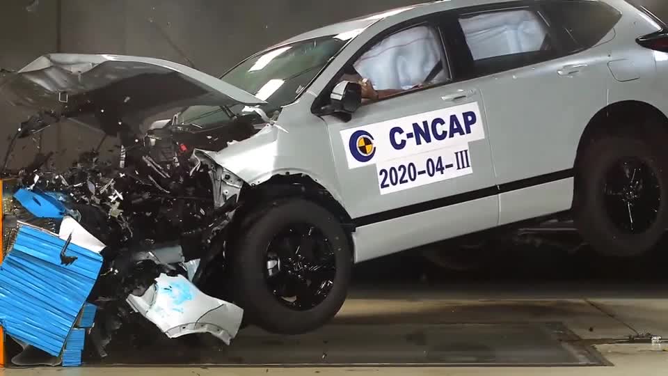 日系车到底耐不耐撞?看完广汽本田皓影最新碰撞测试就知道了【来自...