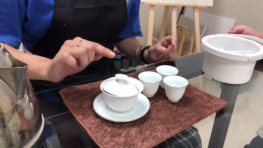 从功夫茶开始一节可爱的课程吧。#少儿美术