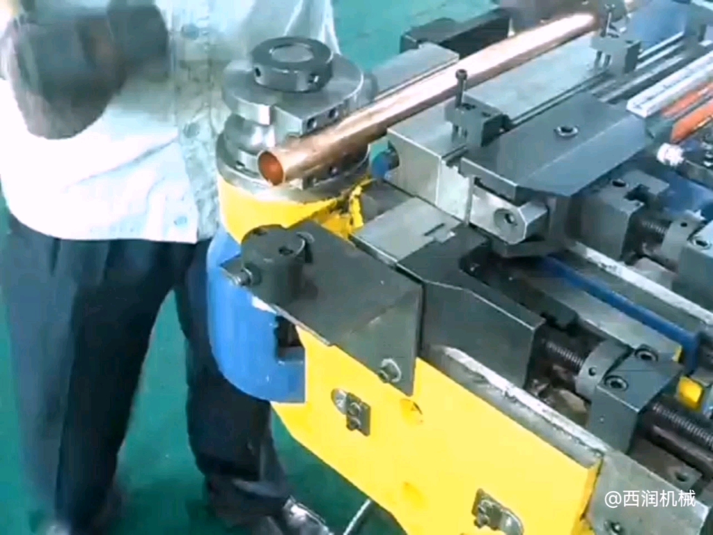 铜管弯管机手动定位弯两个弯