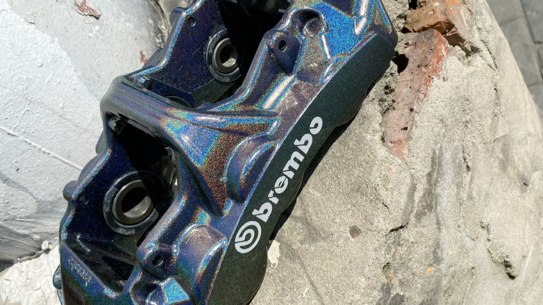 BREMBO GT6 刹车卡钳 活塞清洗 内外油封更换 油漆幻彩涂装翻新!