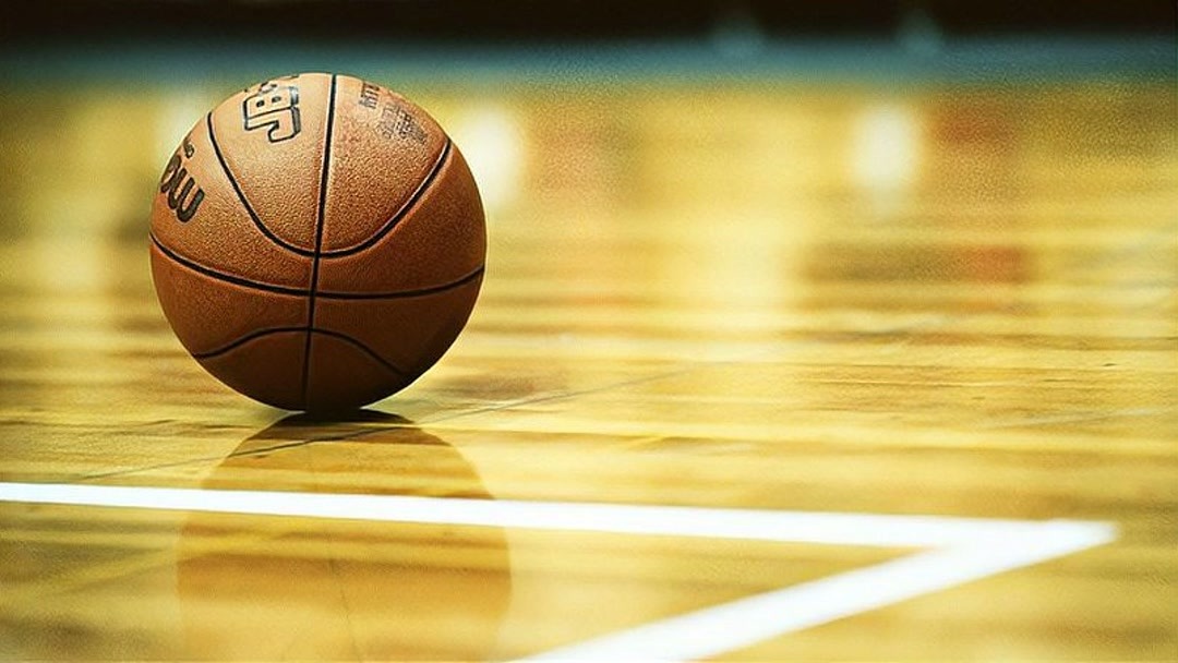 奥运男篮小组赛前瞻捷克VS美国,捷克发挥不稳定,美国内外线强悍