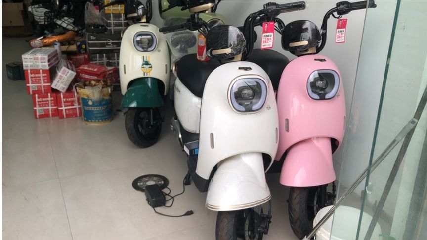 小刀电动车尚Q领航版,外观时尚,小巧精致