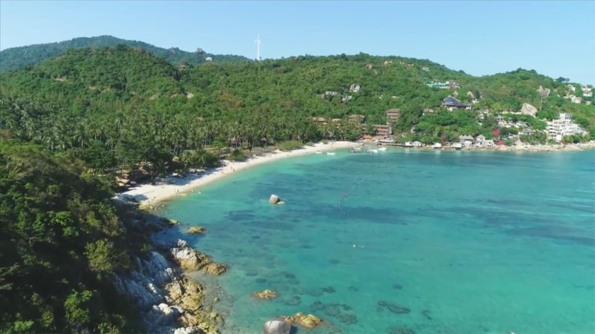 治愈海浪声:不要轻易评价一个人,因为你没有经历他的人生。
