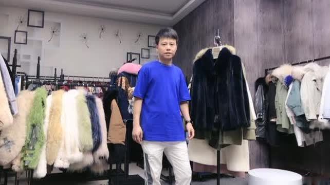教大家 如何去分辨原生态的与复合的皮毛一体关注小阮一起看皮草