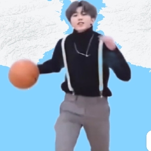 花6枚币才改名的ikun 