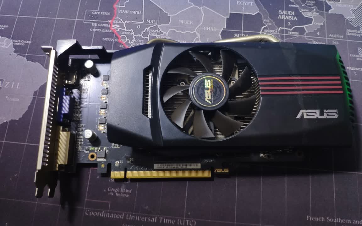 免费帮网友修张花屏的显卡,加焊了下居然又搞出个故障来