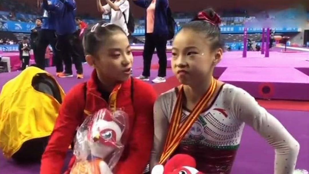 精彩回顾-李诗佳管晨辰两戏精，真是可爱到爆了