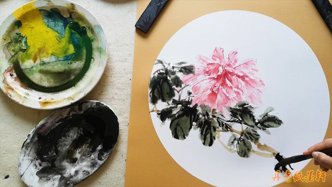 这种好看的大写意牡丹,看着简单其实真不好画,不适合新手学习