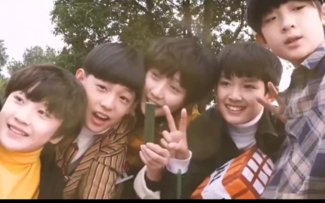 【TF家族三代】是跨时间合唱的《让我完整(complete me)》