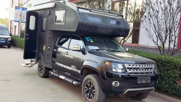 十多万弄个越野皮卡房车还是不错的,而且很爷们,就是这高度是个问题