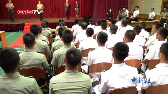 解放军驻港部队组织无偿献血服务香港社会