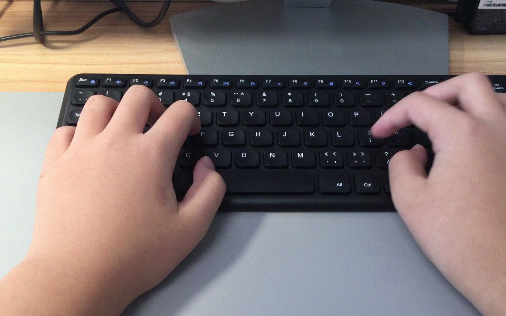 UP到底有多少键盘——BOW薄膜键盘