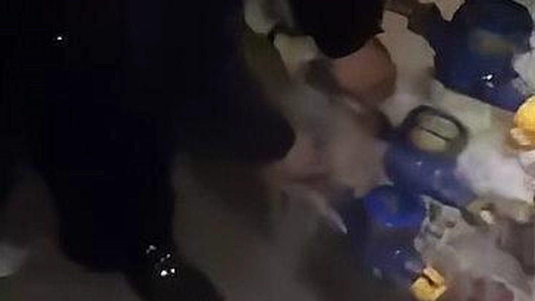 寒潮来袭 郑州自来水接1000余条水表水管冻伤热线