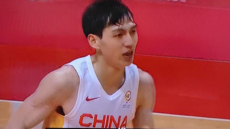 中国男篮以12分优势取胜伊朗男篮