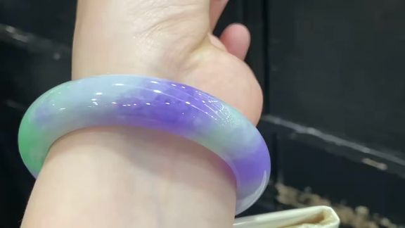 #缅甸翡翠 #珠宝首饰 #手镯