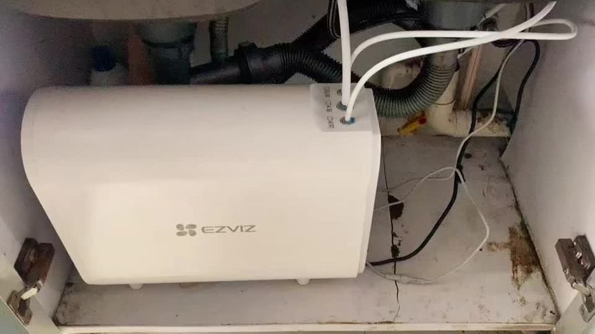 萤石净水器安装完毕