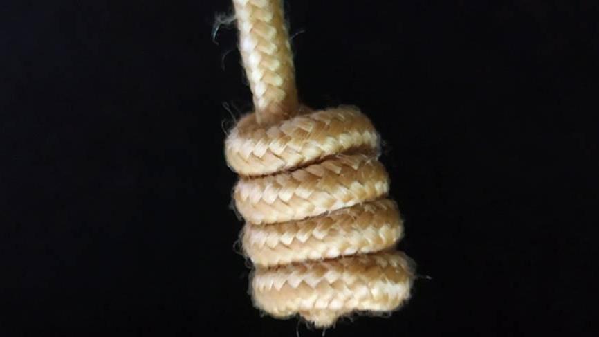 怎样在一根绳子的末尾打绳结,简单收尾绳结的打法