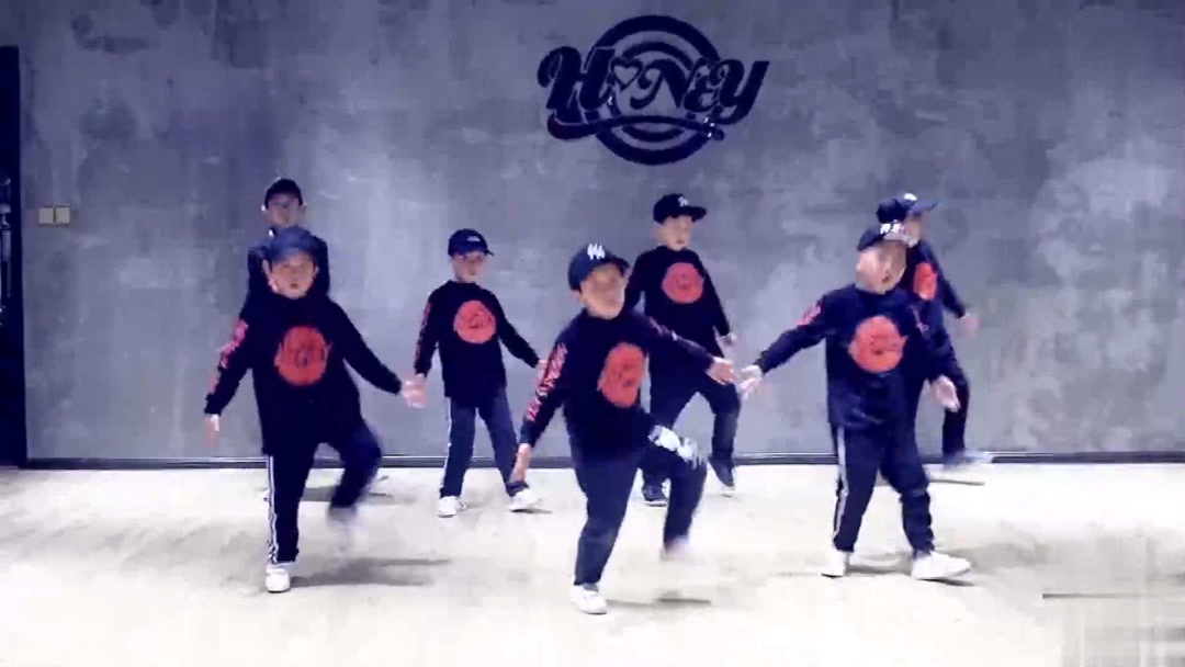 简单易学舞蹈教程,萌娃版《好运来》简单易学舞蹈教程