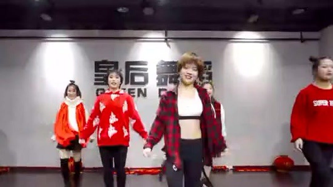 适合部门团队公司晚会跳的开场舞《恭喜发财》郑州皇后舞蹈2019