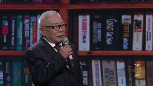 著名播音员边城深情朗诵,磅礴大气荡气回肠,让人豪气满怀!