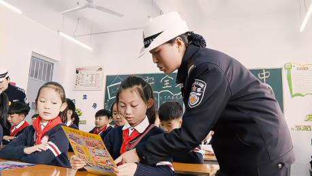 河南商丘:交通知识进校园 筑牢安全防线