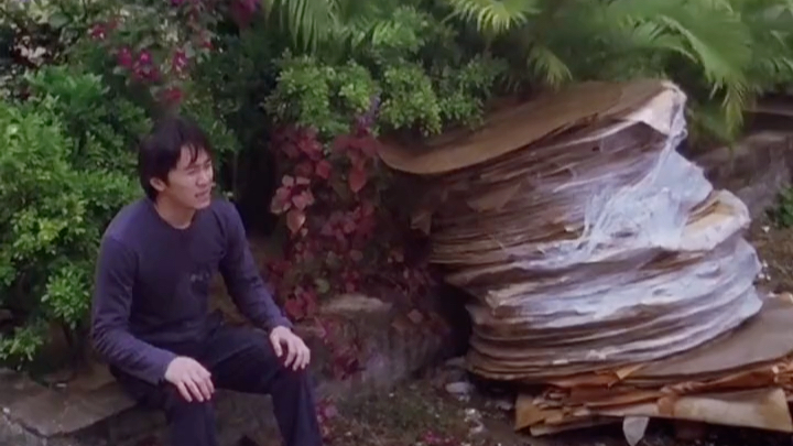 人民日报专访星爷,小人物的故事就是大家的故事,星爷一直拍,我就一直...