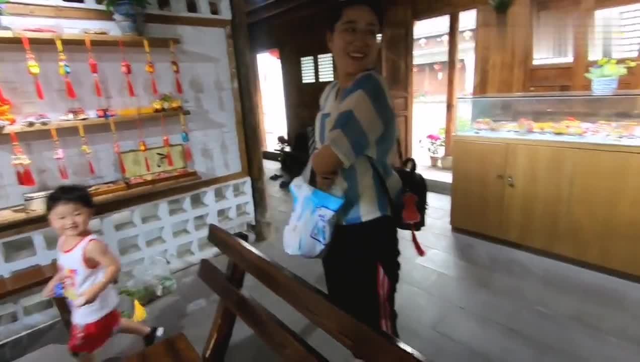 这里是传统文化的家园是宁波人的“老底子”小发哥探访香包传承人