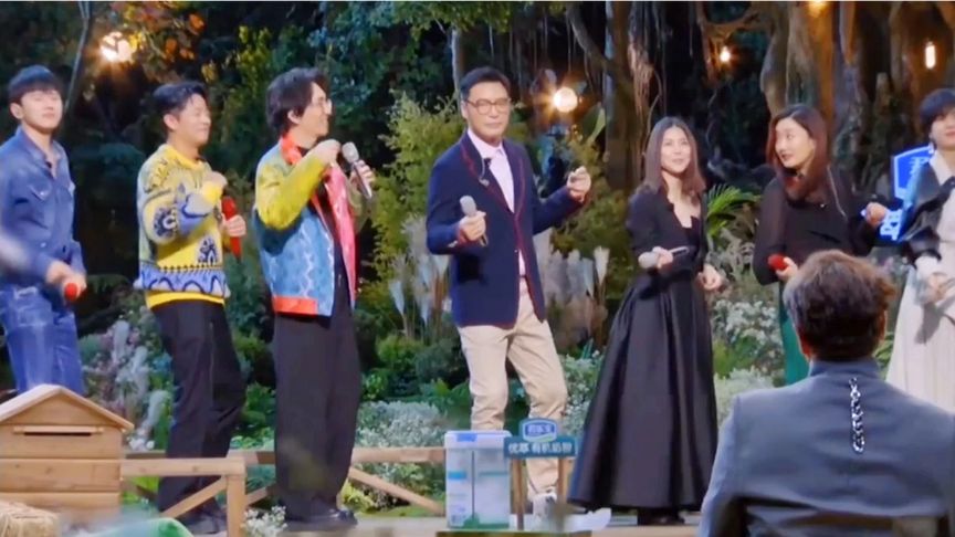 时光音乐会大家为校长谭咏麟准备的惊喜,结果却都哭成了泪人