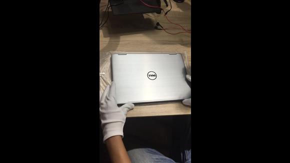 戴尔13.3旋转触摸屏银色笔记本