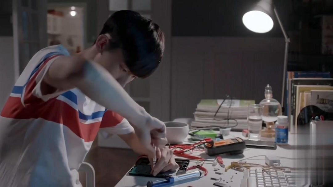 少年派:天啊!钱三一竟然能用计算器打CS啊!