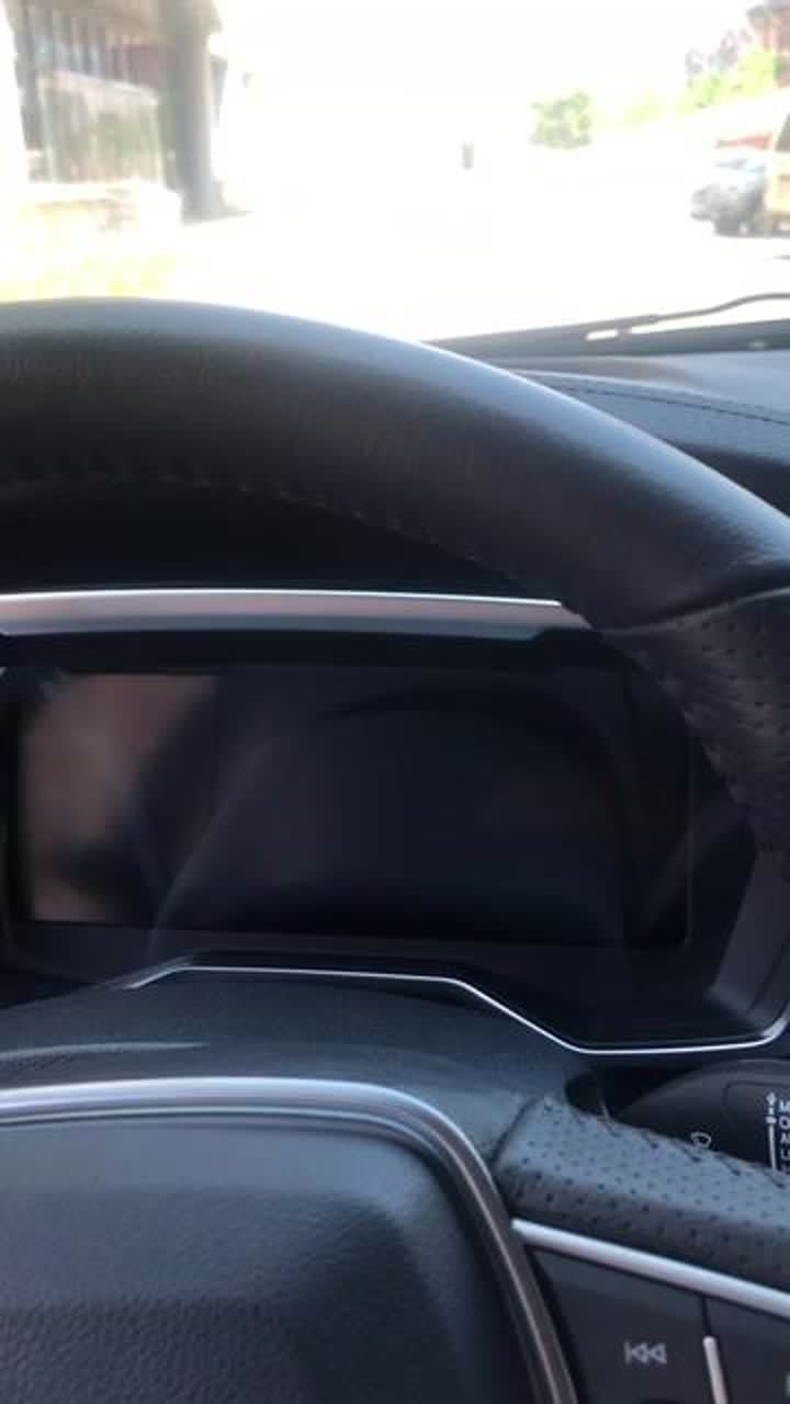 油门刹车怎么踩才正确识汽车