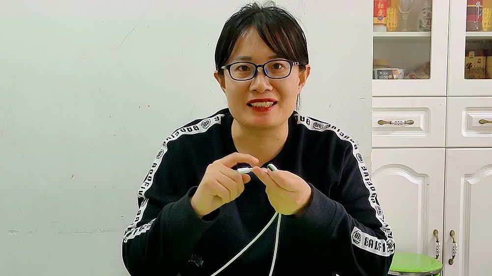 用久的手机充电线容易折断,教您超级好用的小妙招,快来看看吧