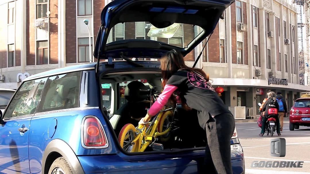 一秒钟折叠自行车。