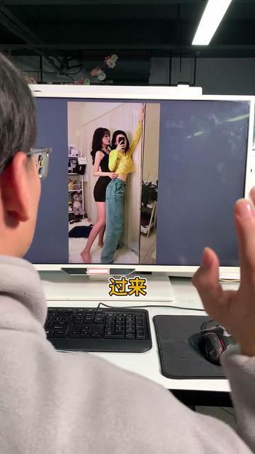 ps在女朋友的照片p一个自己的位置ps教程创作热词计划