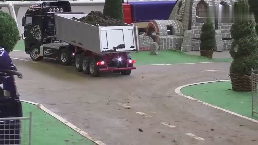 RC模型车施工现场,你猜一辆值多少钱?