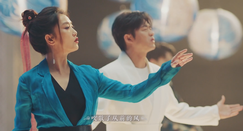 凤凰传奇2022震撼来袭,继《孤勇者》之后再出神曲,好听上头!