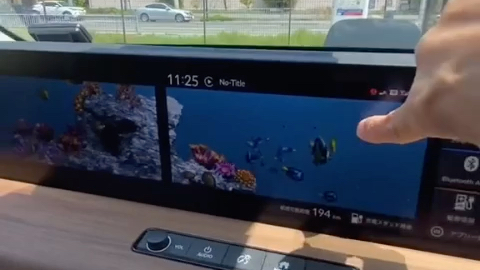 本田纯电动车 流媒体后视镜太酷了!