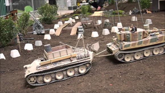 这种军事装备模型,真不是一般人能玩的