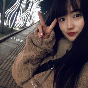 小芹老师 