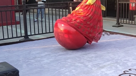 西安不倒翁小姐姐