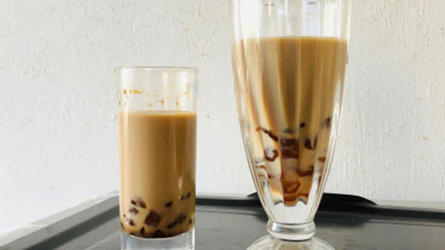 想喝珍珠奶茶不用买,自己在家做,步骤简单